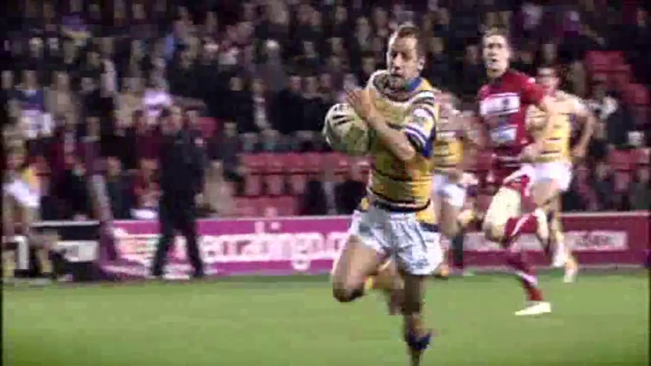 Rob Burrow 500 game tribute - YouTube