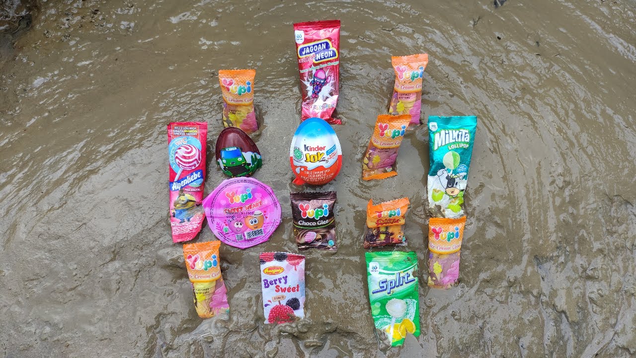 Menemukan banyak kinder joy,yupi,permen,permen yupi,permen lolipop ...