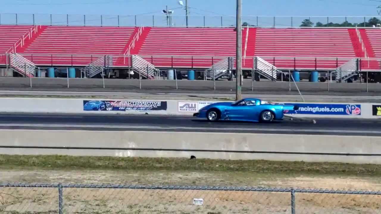Larry Wood Testing His Outlaw 10.5 Corvette at Atco Raceway - YouTube