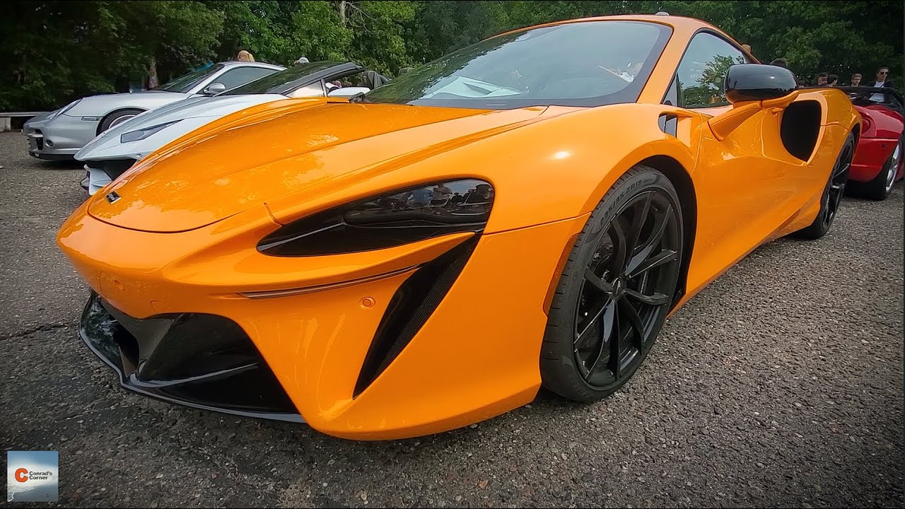McLaren Artura in Dazzling McLaren Orange - Exterior Walkaround! - YouTube