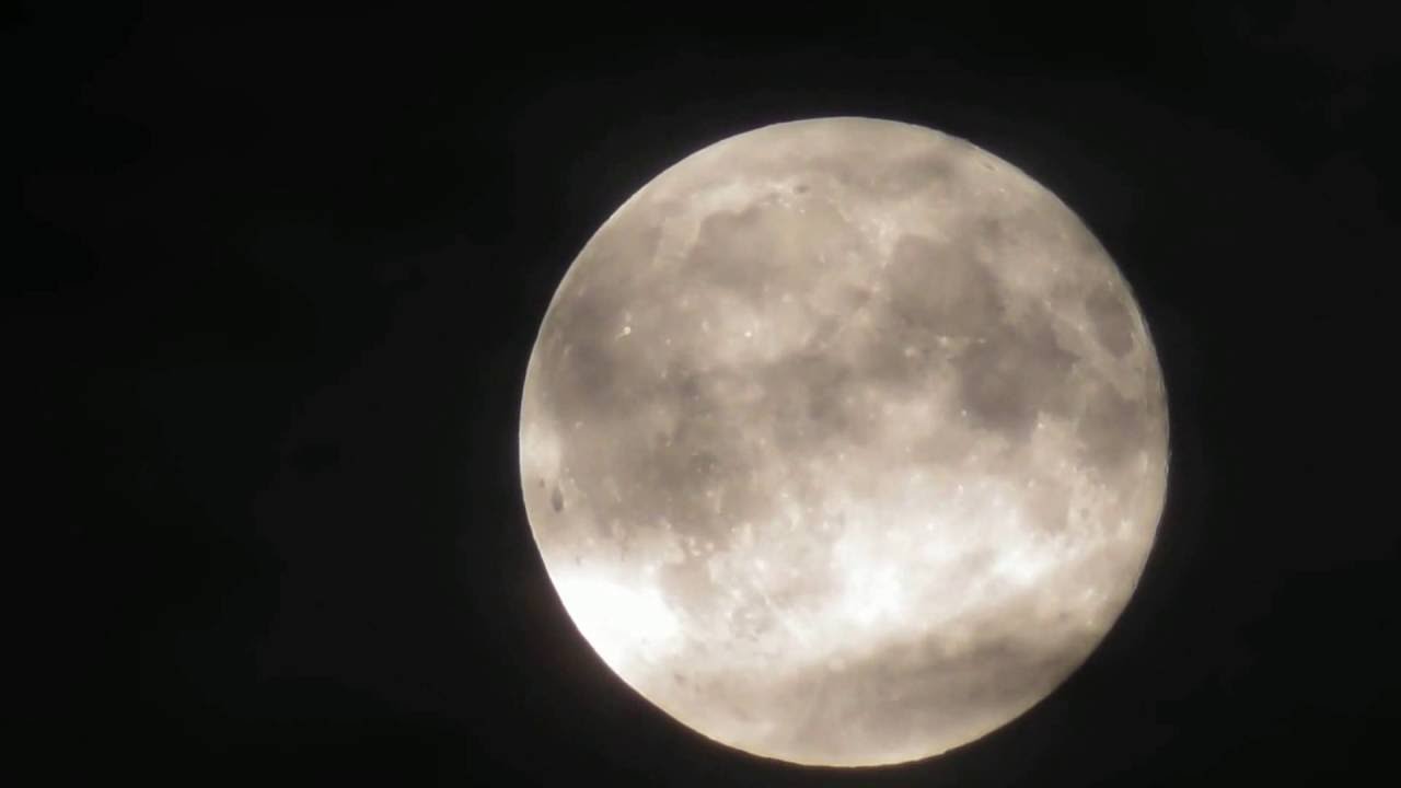 Full Moon With Cloud Cover 18/08/2016 - YouTube