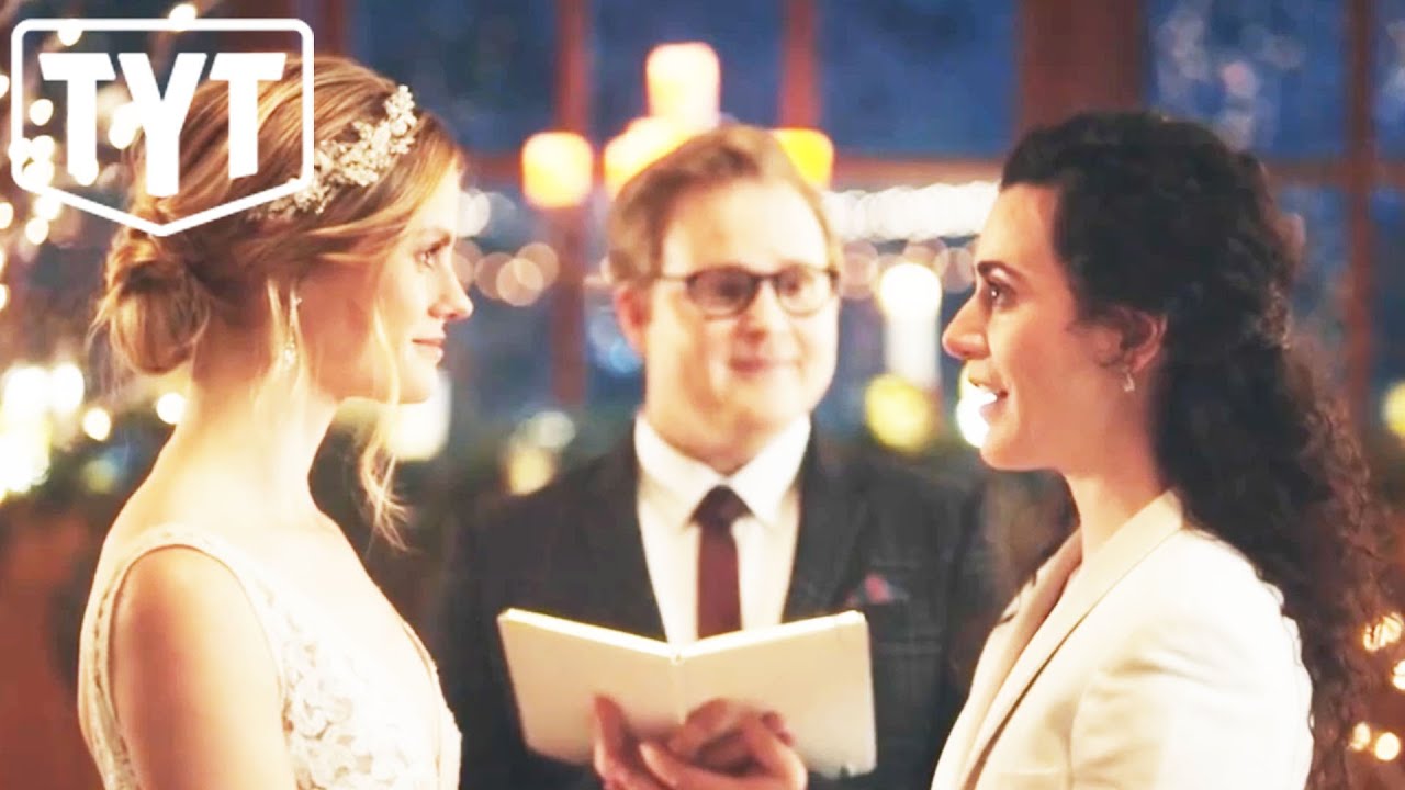 Hallmark Reverses Decision On Controversial Ad - YouTube