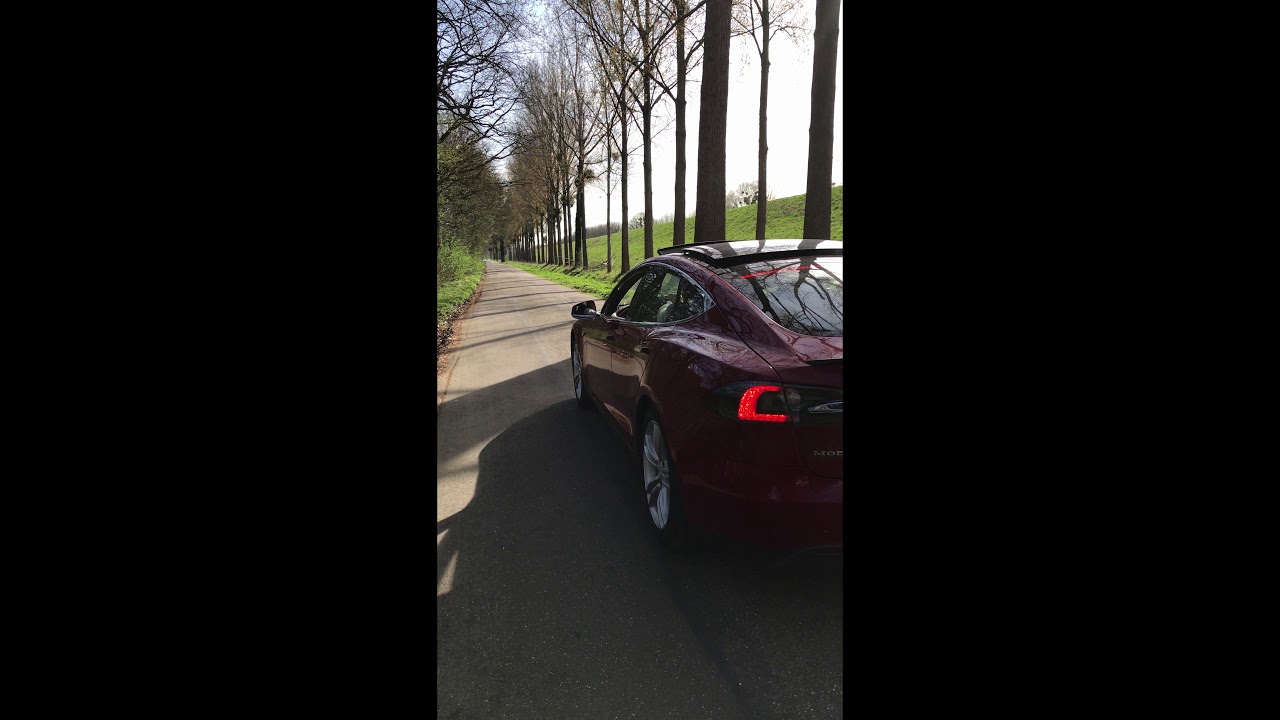 Tesla Model S VS Tesla Model X Acceleration - YouTube