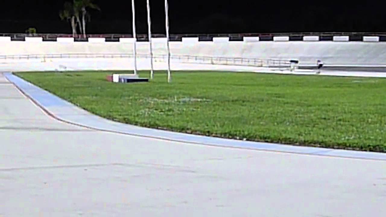 Skating at Brian Piccolo Park - YouTube