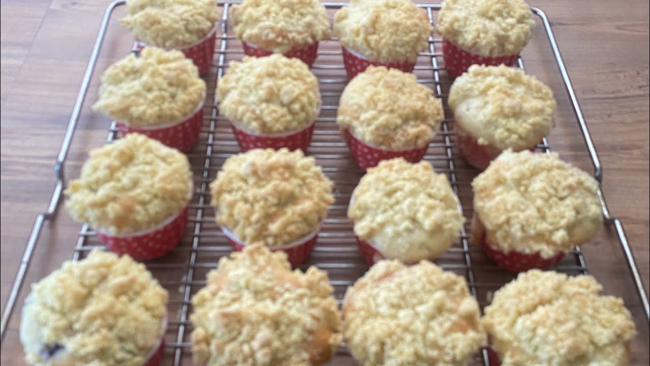 Tam Bir Efsane Lezzet 👍Orman Meyveli Crumble Kek Muffin Kek Tarifi💯 ...