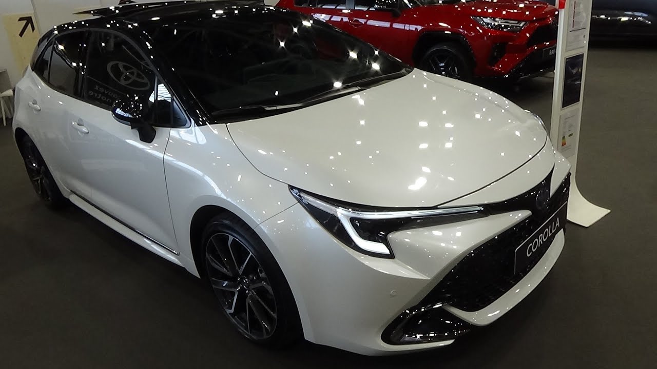 2024 Toyota Corolla Hybrid 140 Collection - Exterior and Interior ...