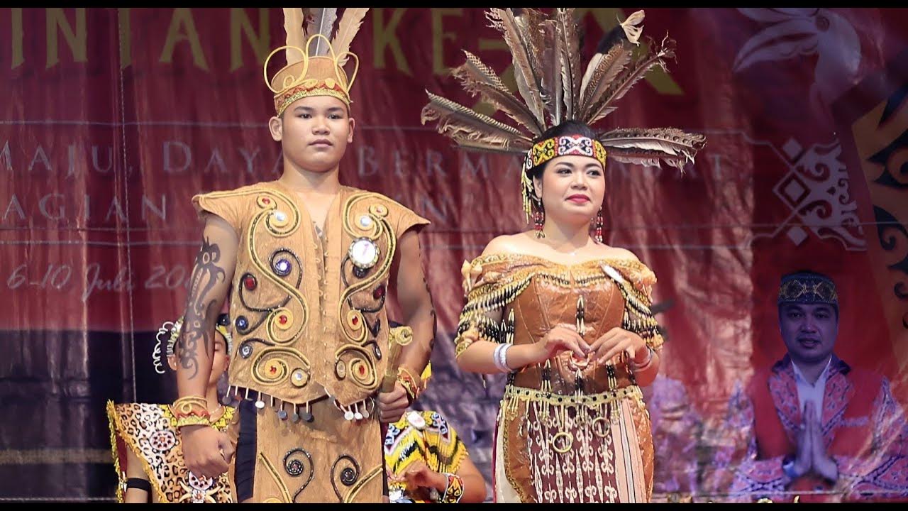 Parade 6 Besar Pemilihan Bujang dan Dara Gawai Dayak Kabupaten Sintang Tahun 2023. - YouTube