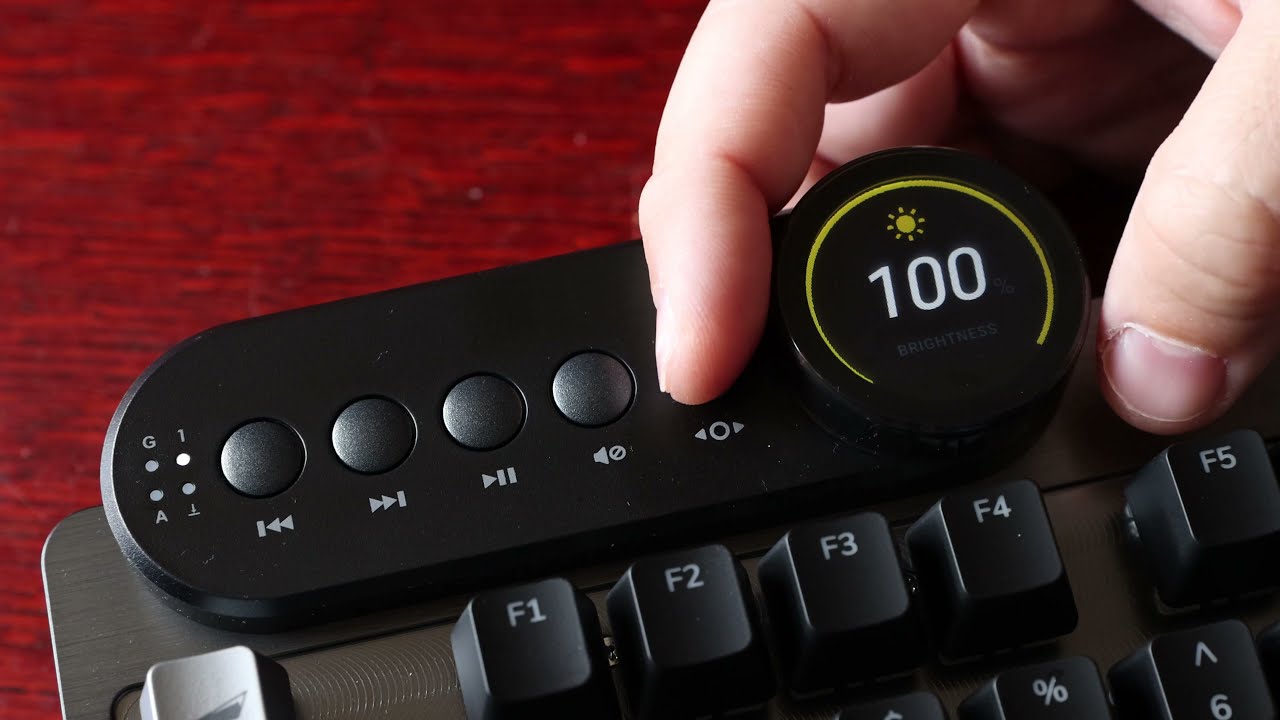 Mountain Everest Max Media Dock features & lighting - YouTube