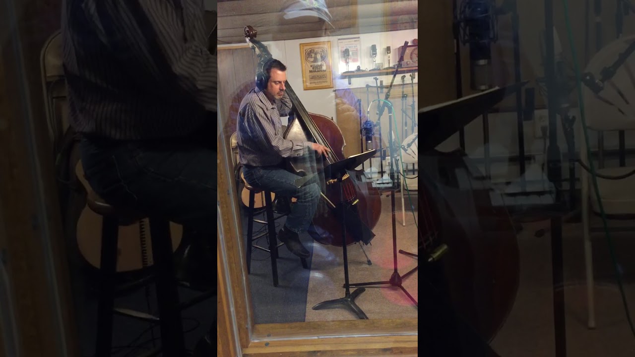Menina Moca - Raw studio session from 2019 Bryan Rizzuto on bass - YouTube