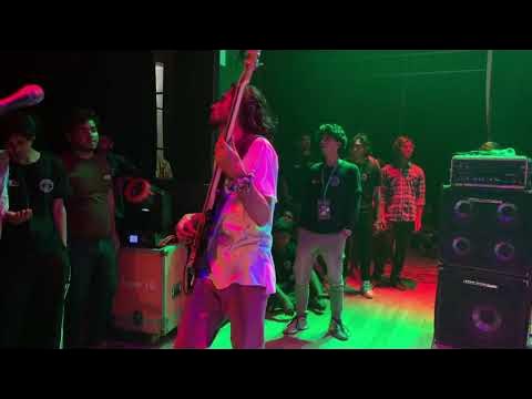 Epitaph | এপিটাফ | Shonar Bangla Circus Live at Madaripur Shilpakola Academy - YouTube