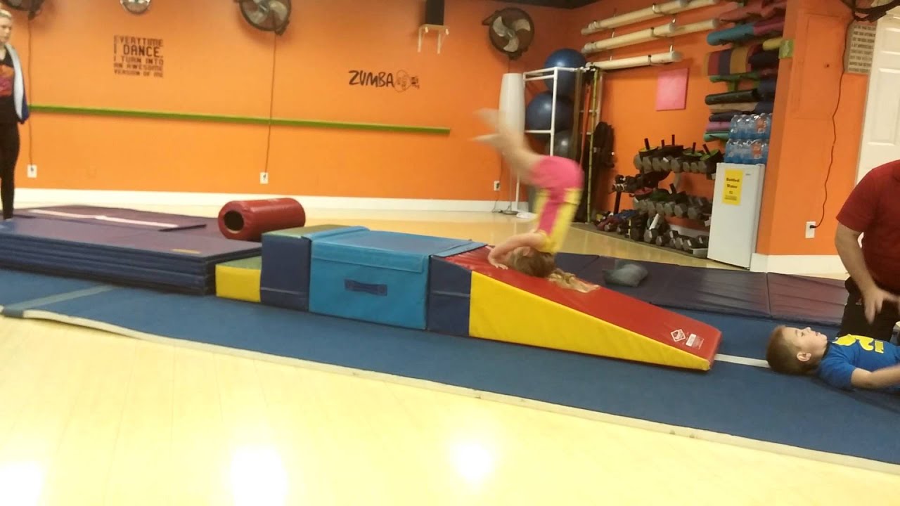 Bailey's Tumbling Fail - YouTube