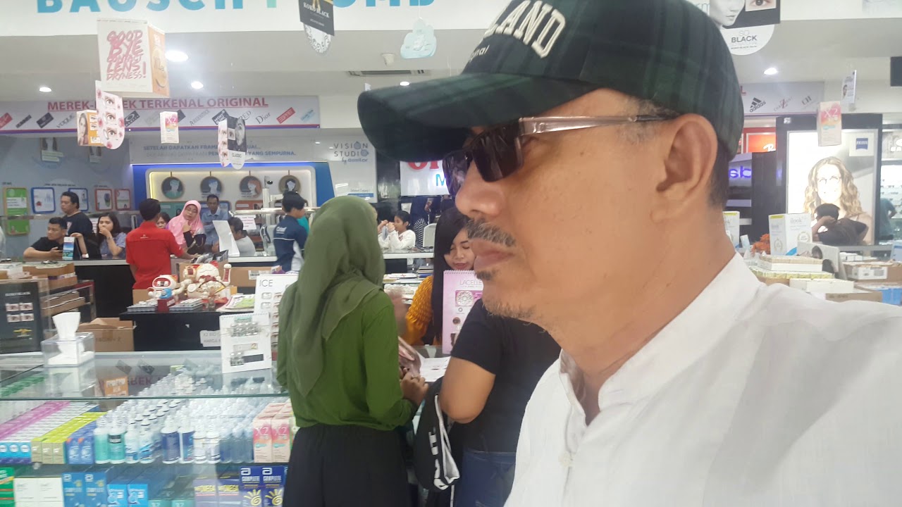 OPTIK MIKEDA RAWAMANGUN ~ Alhamdulillah bs BPJS - YouTube