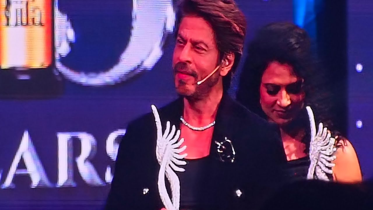 Shah Rukh Khan Honors IIFA Founders for Their Remarkable Contribution ...