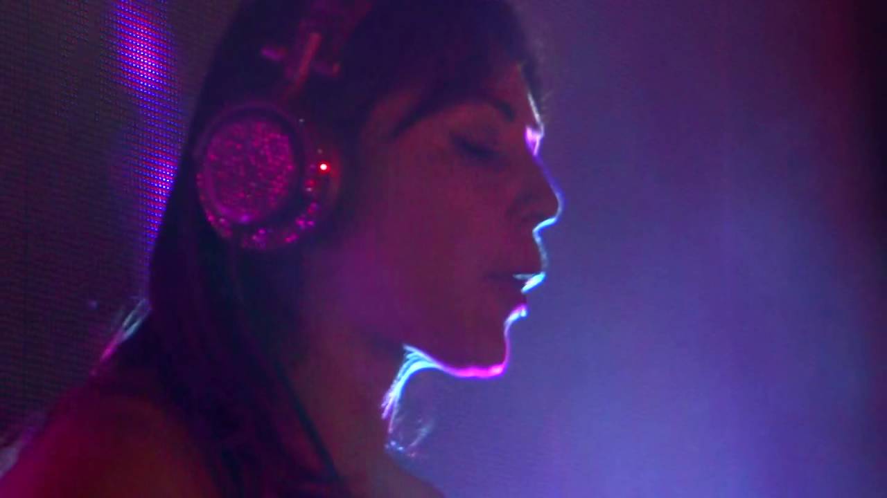 Dj Stephanie en la Ciudad de México, 17 de junio 2016. - YouTube