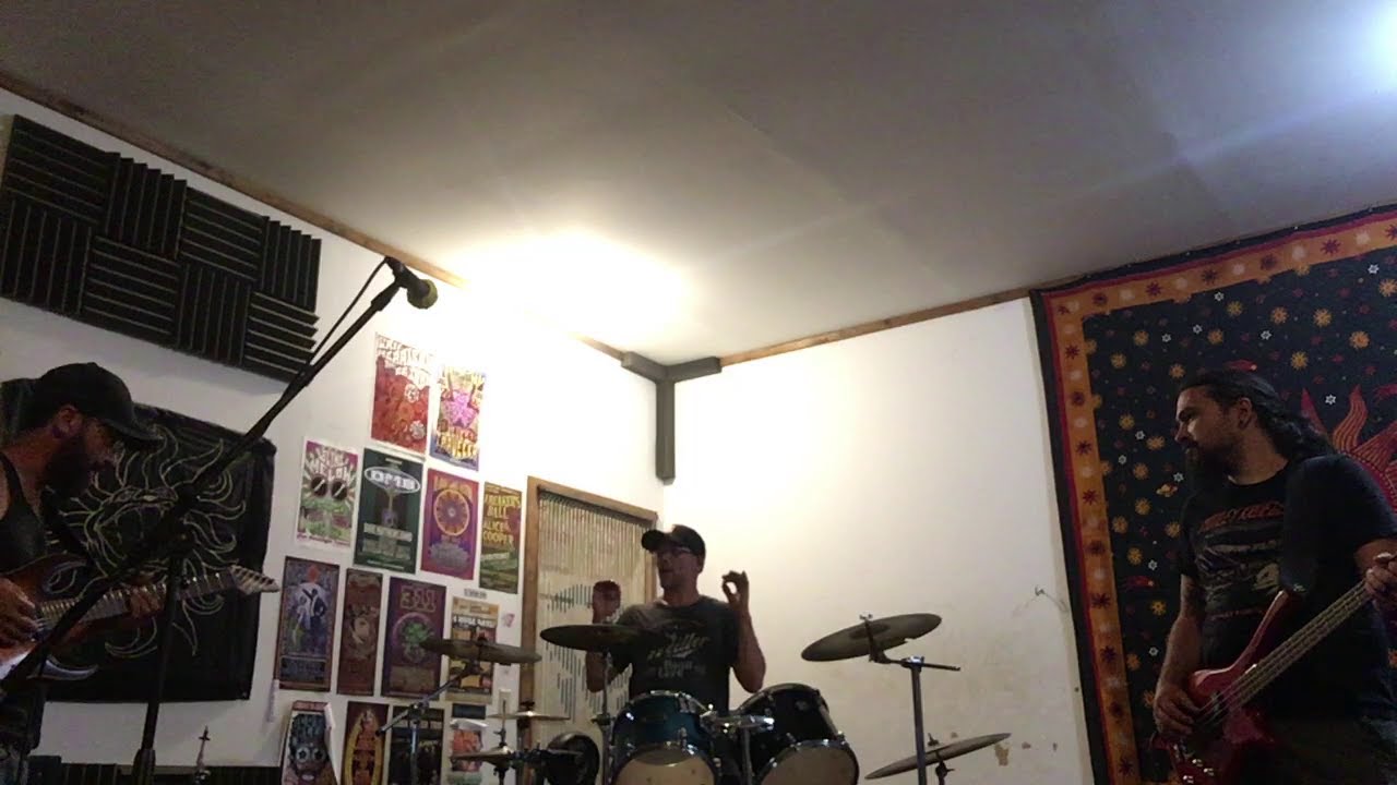 Fight Riff (New Jam) - YouTube