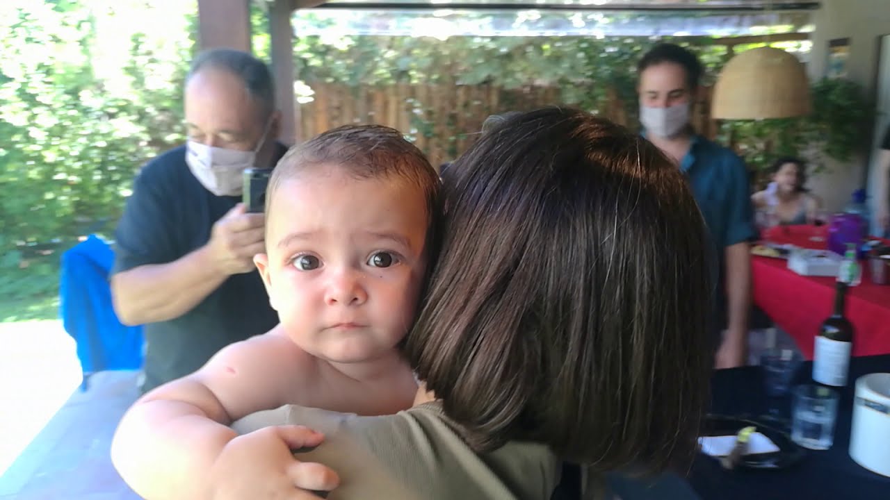 Primer encuentro de Lautaro Piagna y Julia Olivera con León - YouTube