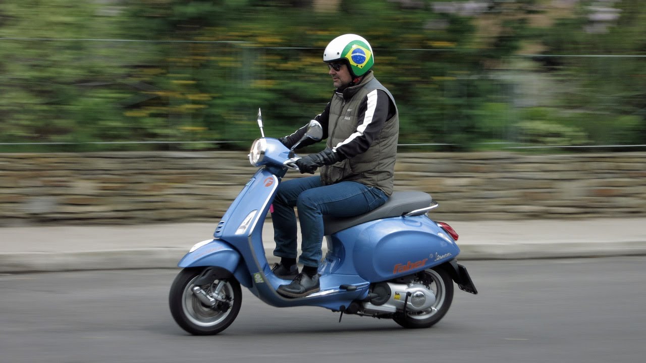 Vespa Primavera 125ie 3V - YouTube
