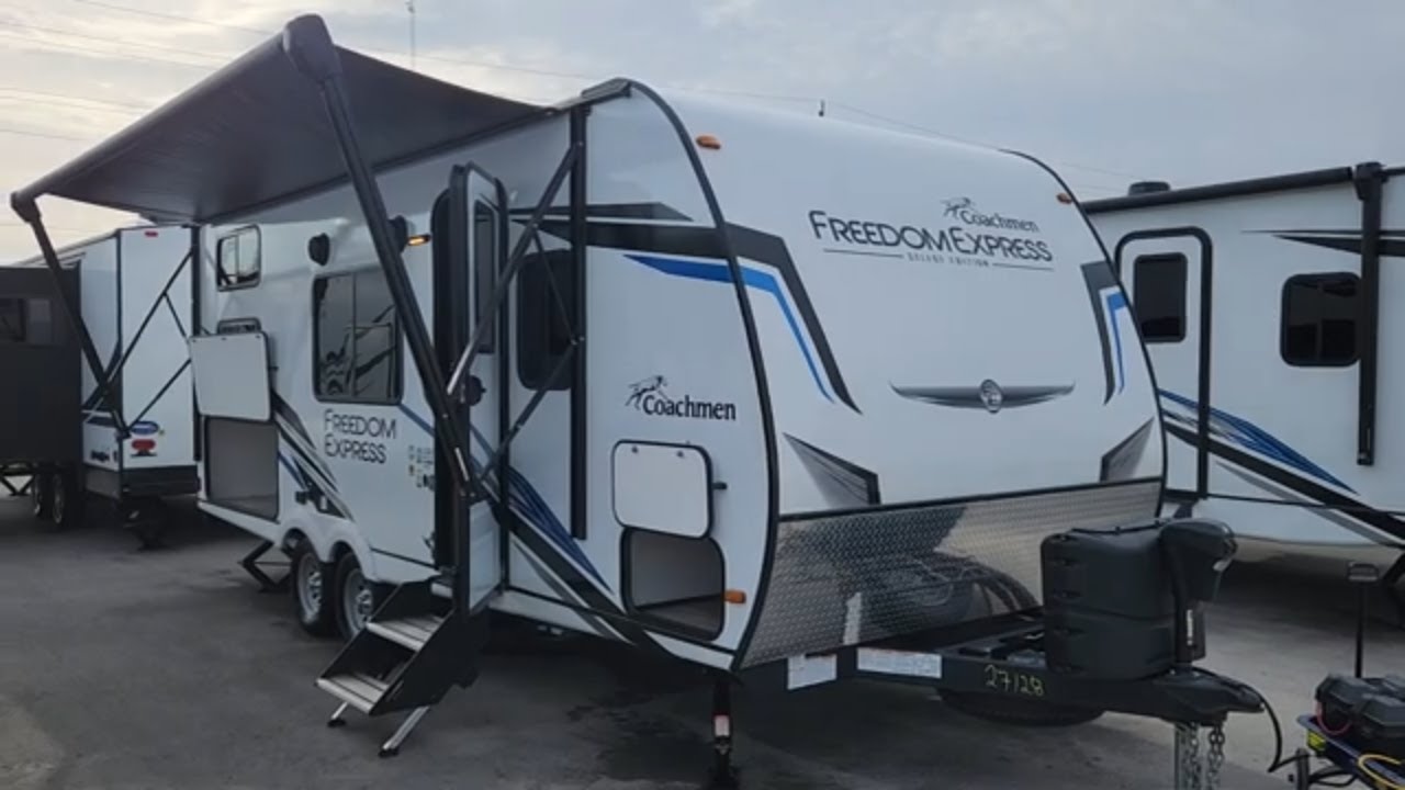 The Perfect Family Starter RV? Outside Tour of a Freedom Express 22SE ...