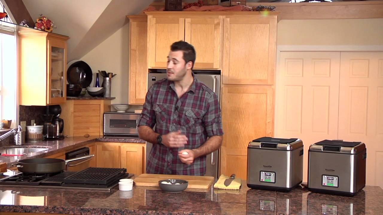 Sous Vide Cooking Episode 1 - Intro/Sous Vide Eggs & Toast - YouTube