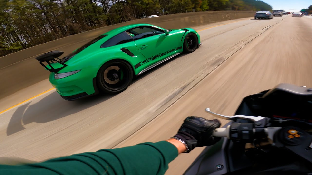 INSANE Green Porsche GT3RS Supercar Races Yamaha R6 - YouTube