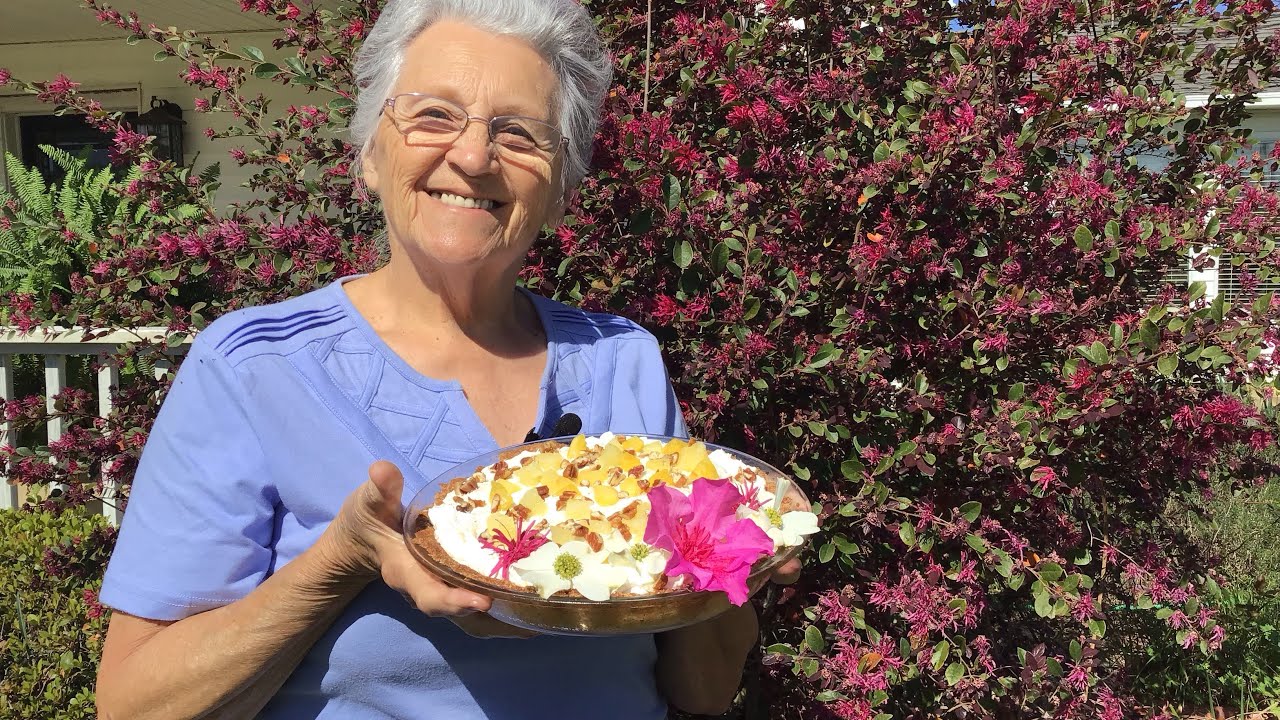 Gramma Rose’s Pineapple Cream Pie ( sugar free and gluten free) - YouTube