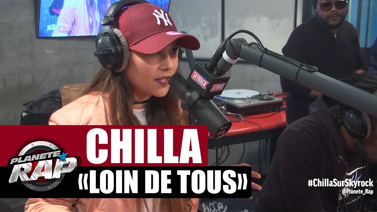 Chilla "Loin de tous" en live #PlanèteRap - YouTube