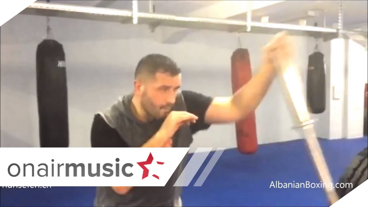 Nuri Seferi im Training für den 43 Kampf - YouTube