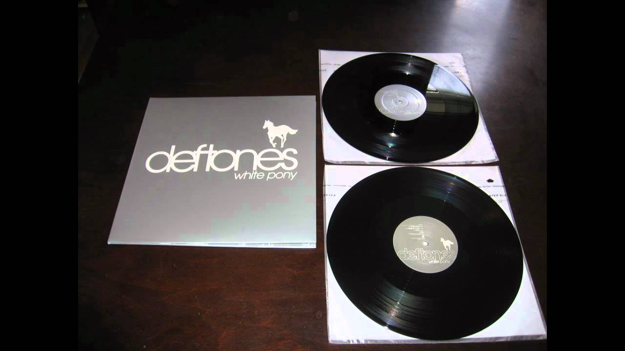 [720p] Deftones - Change (In The House of Flies) [HQ] - YouTube