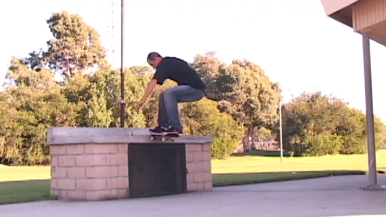 Hurley Brazil | Andre Genovesi | Keep It Street Skateboarding - YouTube