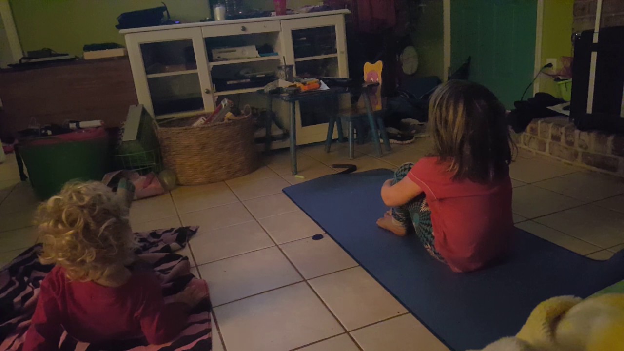 Cosmic Kids Yoga - YouTube