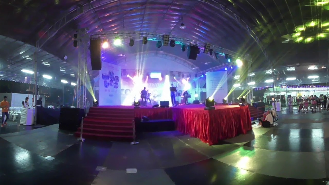 [2K 180VR Cam][Perf] Red Zone Band @ Sembawang GRC Countdown 2017 - YouTube