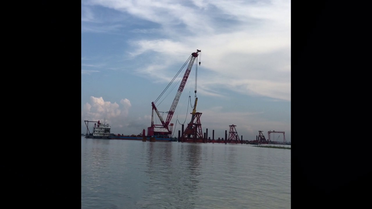 MENCK hammer MHU 2400 - YouTube