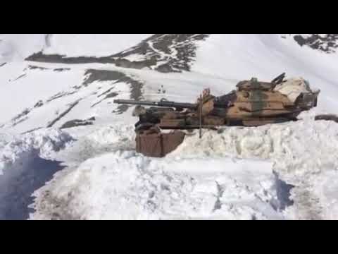 Hakkari'de tank atışı