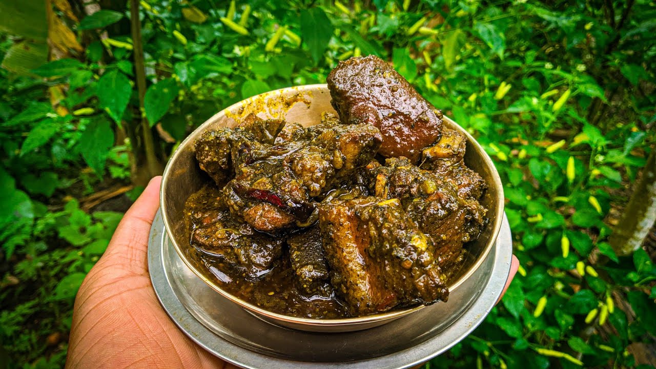 তিল দিয়া গাহৰি মাংস || Traditional Style Till Pork || Assamese Food ...