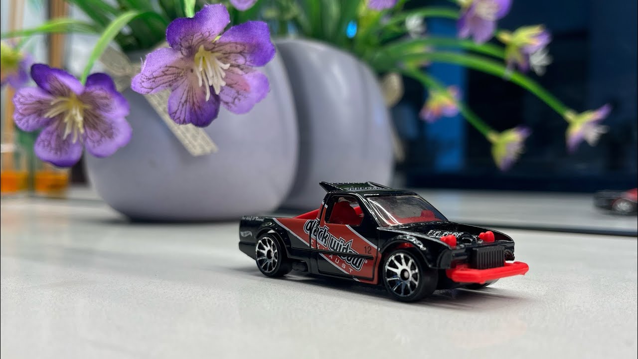 Limited Grip|Hot Wheels| - YouTube