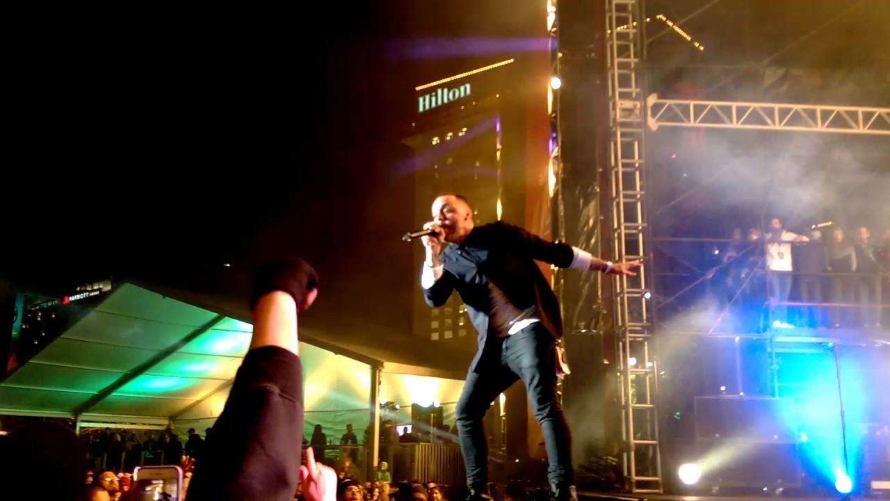 Super Bowl LI Blue October Headliner Opening Night Fear - YouTube