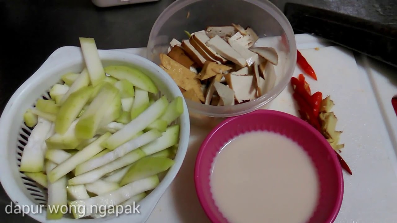 Cara masak labu air kampung campur susu kedelai - YouTube
