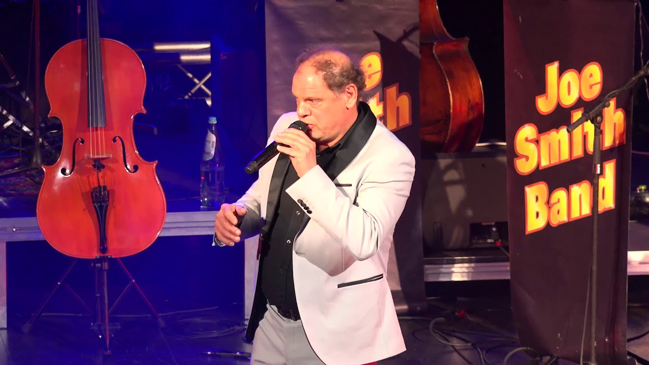 Joe Smith Band - Weihnachtskonzertshow 2019 - YouTube