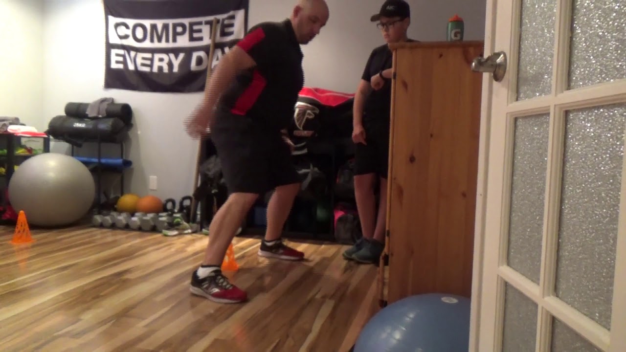 OL Footwork Box Drill - YouTube