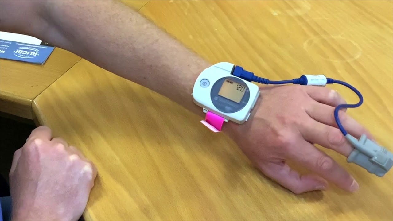 'How to': Using a Sleep Oximeter at home | - YouTube