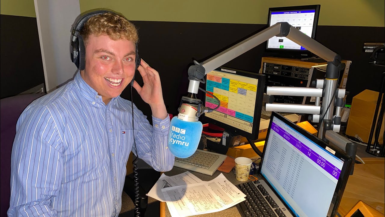 BBC Radio Cymru🎧 ‘All Things Mikey’ - YouTube