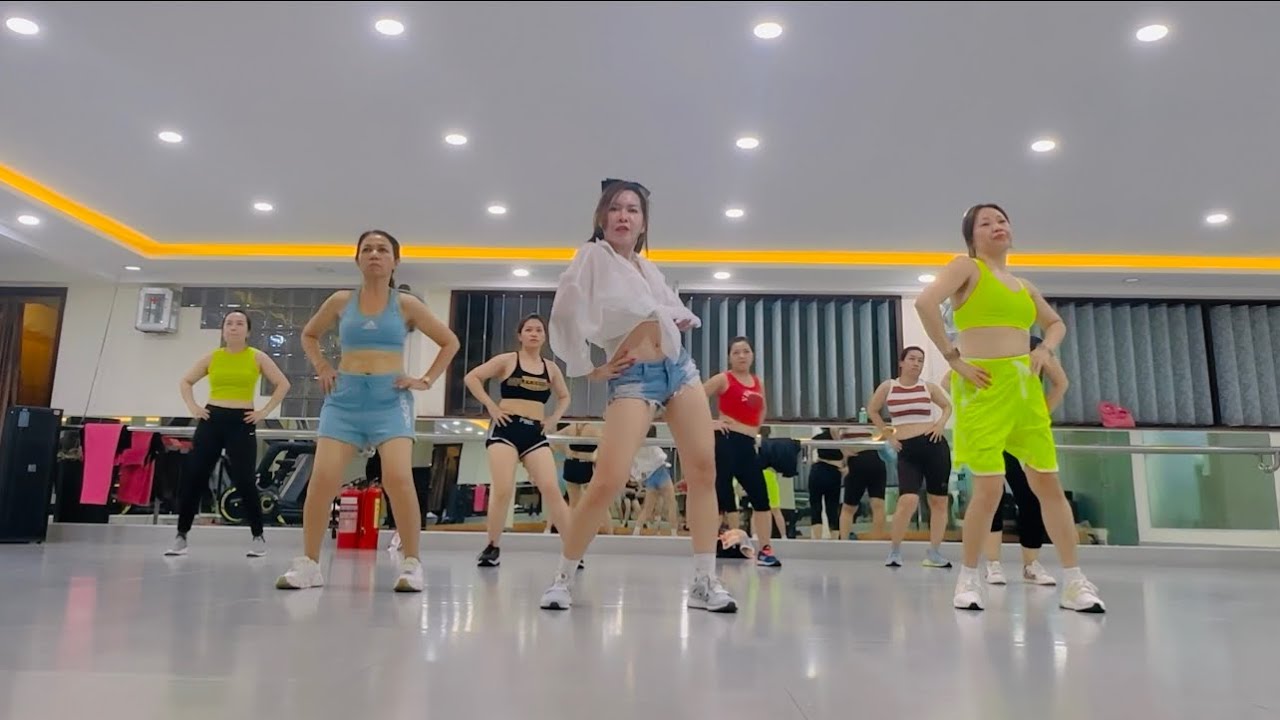 One Way Ticket - Tanja Thomas // Zumba Dance - YouTube
