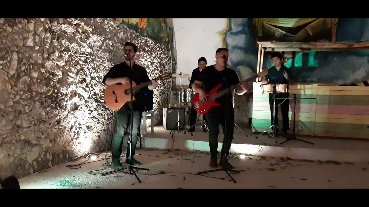 Un montón de estrellas 2023 Grupo Latinos autor : Polo Montañes - YouTube Un montón de estrellas 2023 Grupo Latinos autor : Polo Montañes - YouTube