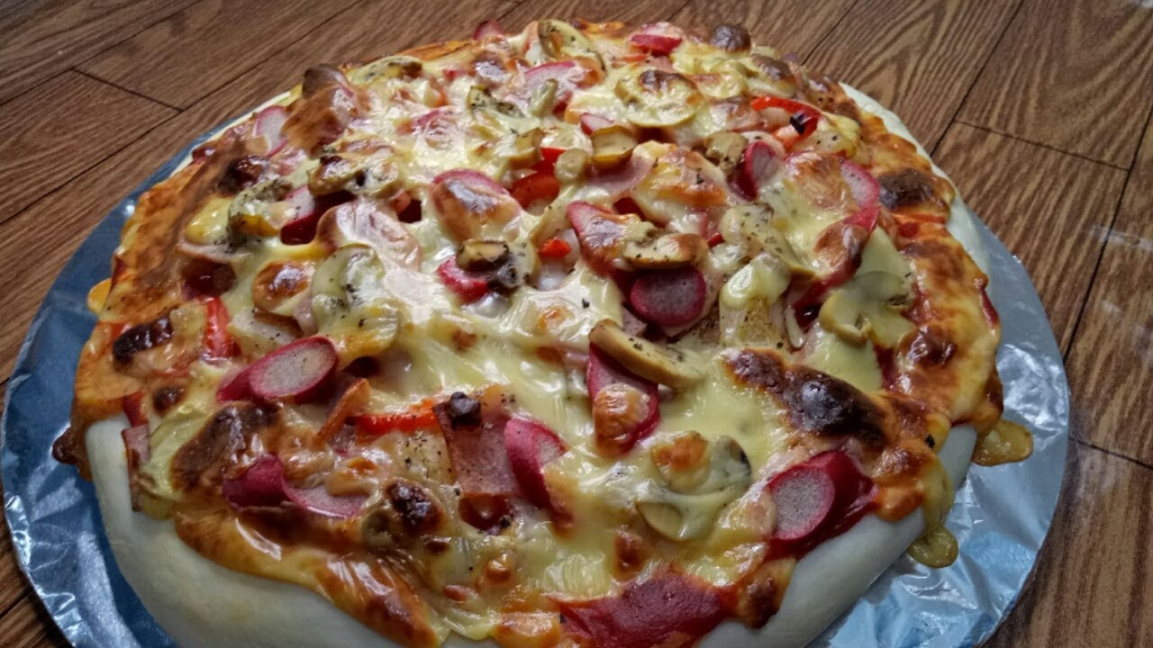 Pizza Recipe / Overload Pizza - YouTube