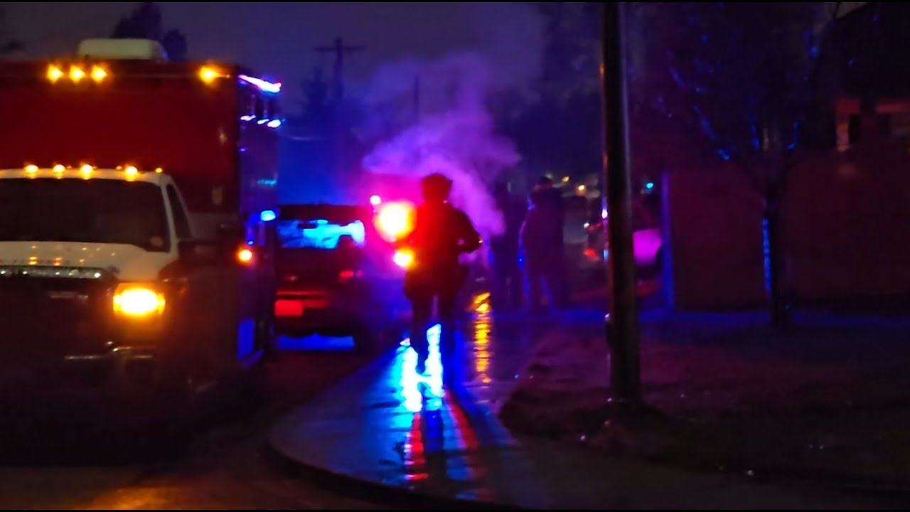 Developing Swat Standoff In Kennewick Friday Night Youtube