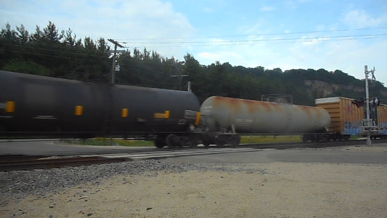 BNSF 7350 (902 total axles) west meets BNSF 7346 east 6/18/20 - YouTube