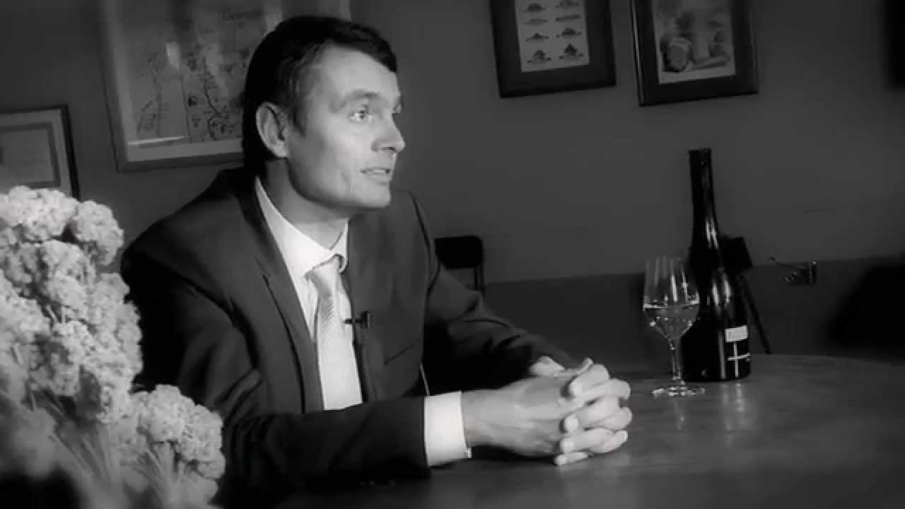 Pierre-André Giovannini, Directeur régional de la SNCM en Corse - YouTube