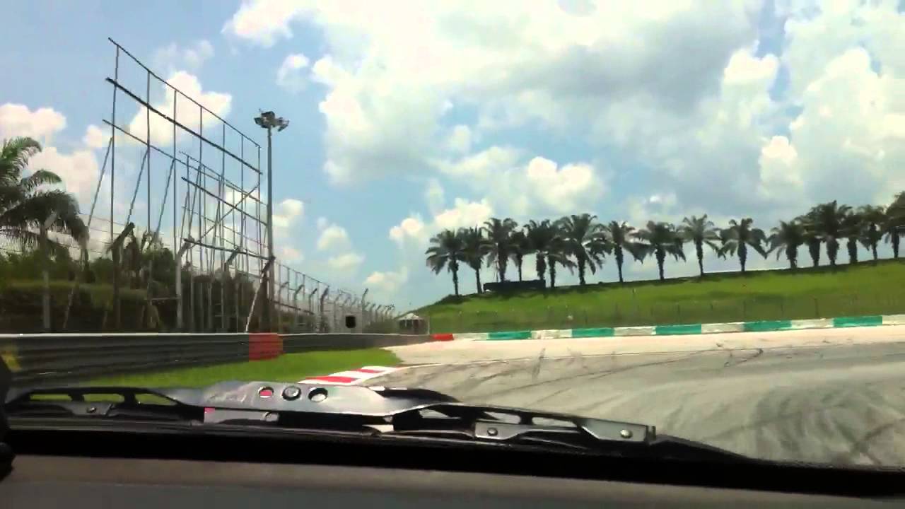 Trial Video TCC Track Day Sepang 01.04.2013 - YouTube