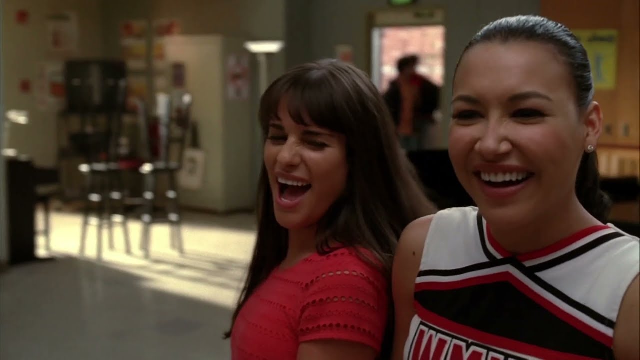 Glee - Full Performance of "So Emotional" // 3x17 - YouTube