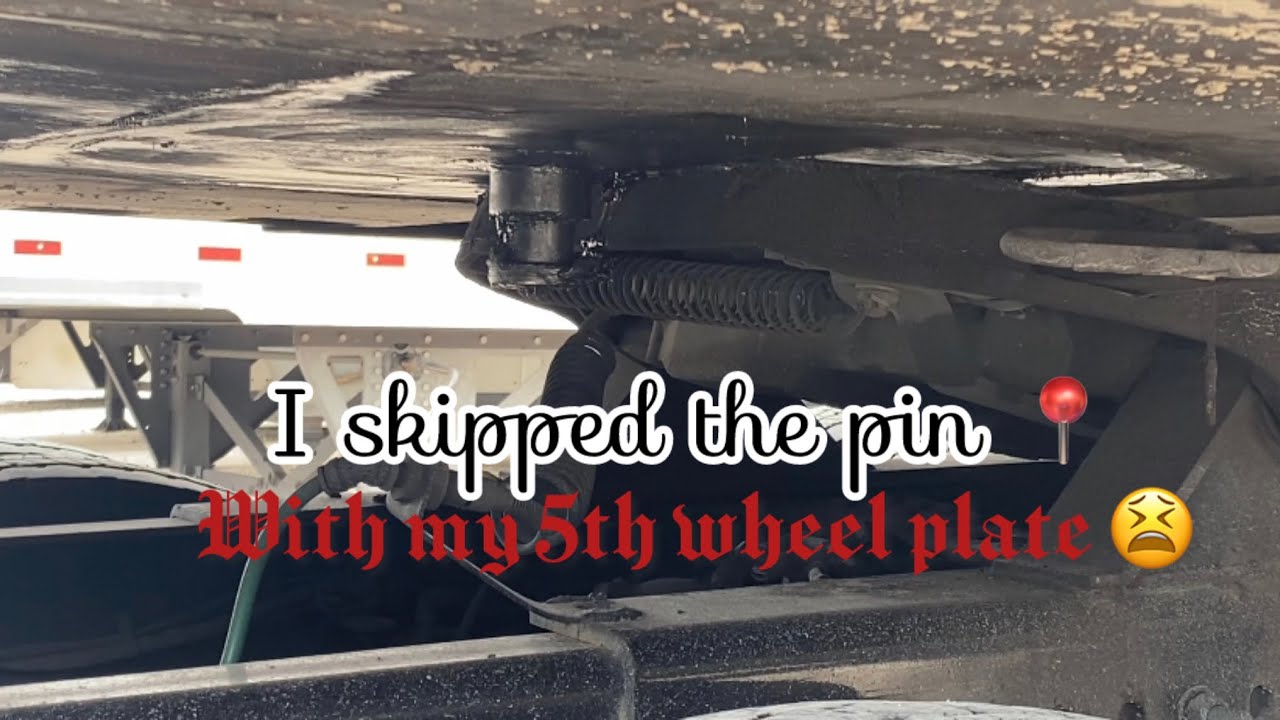 What happens when you skip the trailer pin with the 5th wheel plate 🤦🏾 ...